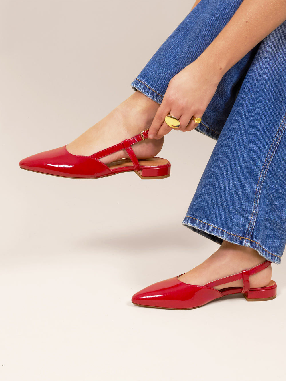 Ballerines slingback en cuir vernis rouge | JULES & JENN