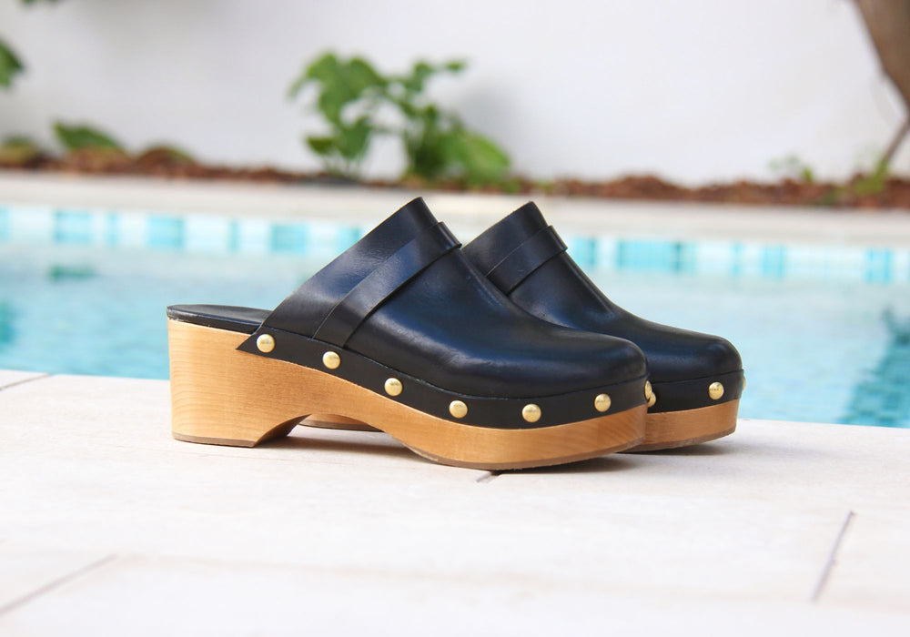 Ethical fashion women's clogs | JULES & JENN