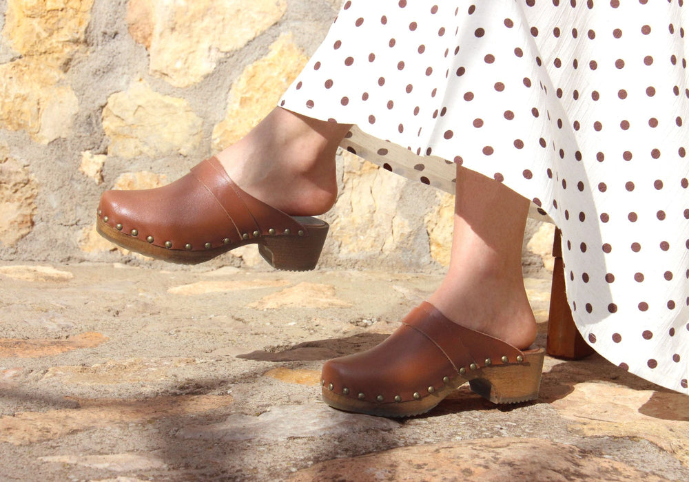 Ethical fashion women's clogs | JULES & JENN